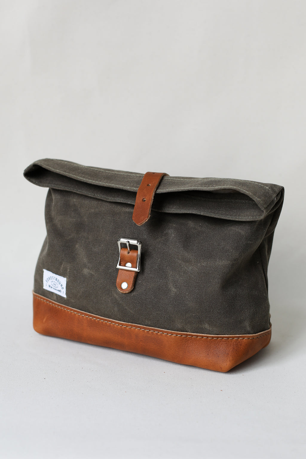 Roll Top Dopp Kit - Waxed Canvas – FORESTBOUND